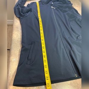 CAbi | Pants & Jumpsuits | Cabi 2pc Tracksuit Crop Pant Mixed Sizing ...